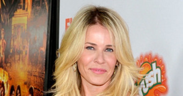 Chelsea Handler Talks Being Naked With Sandra Bullock E News